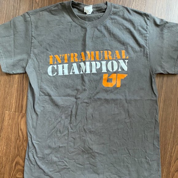 Gildan | Shirts | Retro University Of Tennessee Volunteers Intramural ...